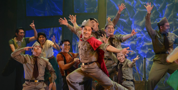 Mula Sa Buwan And the Unstoppable Force of Philippine Theater: A High ...